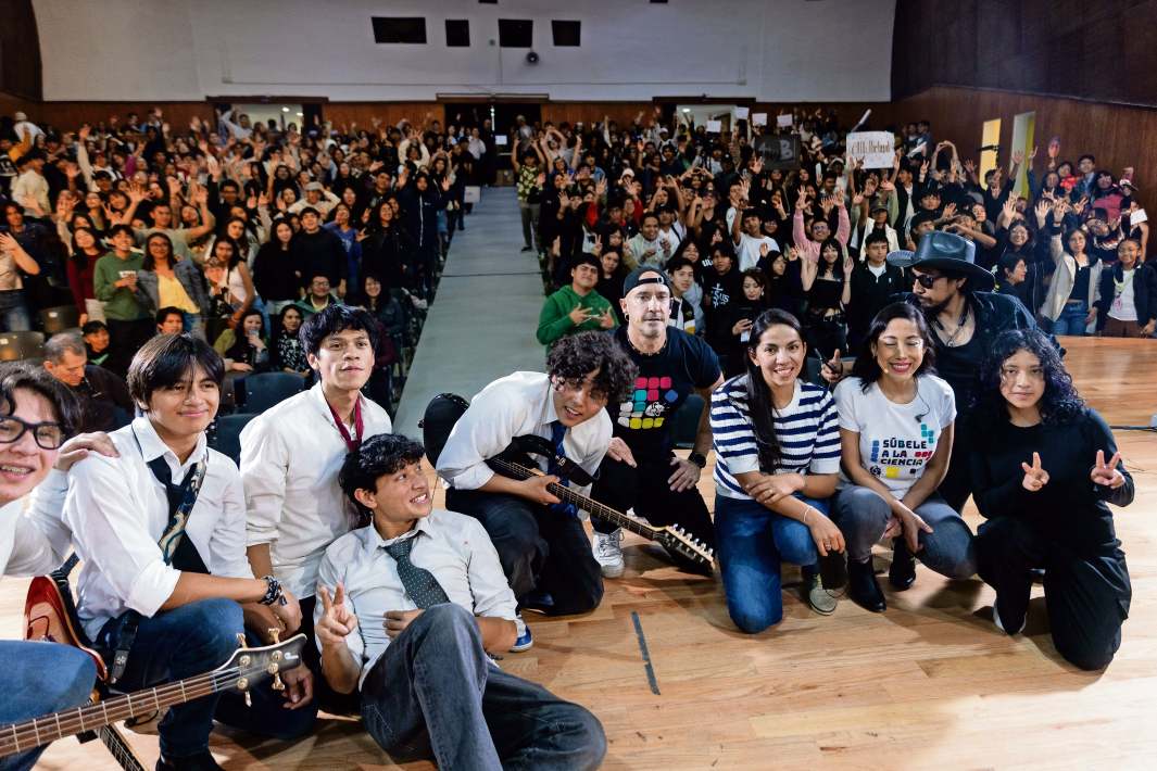 Un rockero en el escenario de la ciencia: entrevista con Manuel Suárez ...