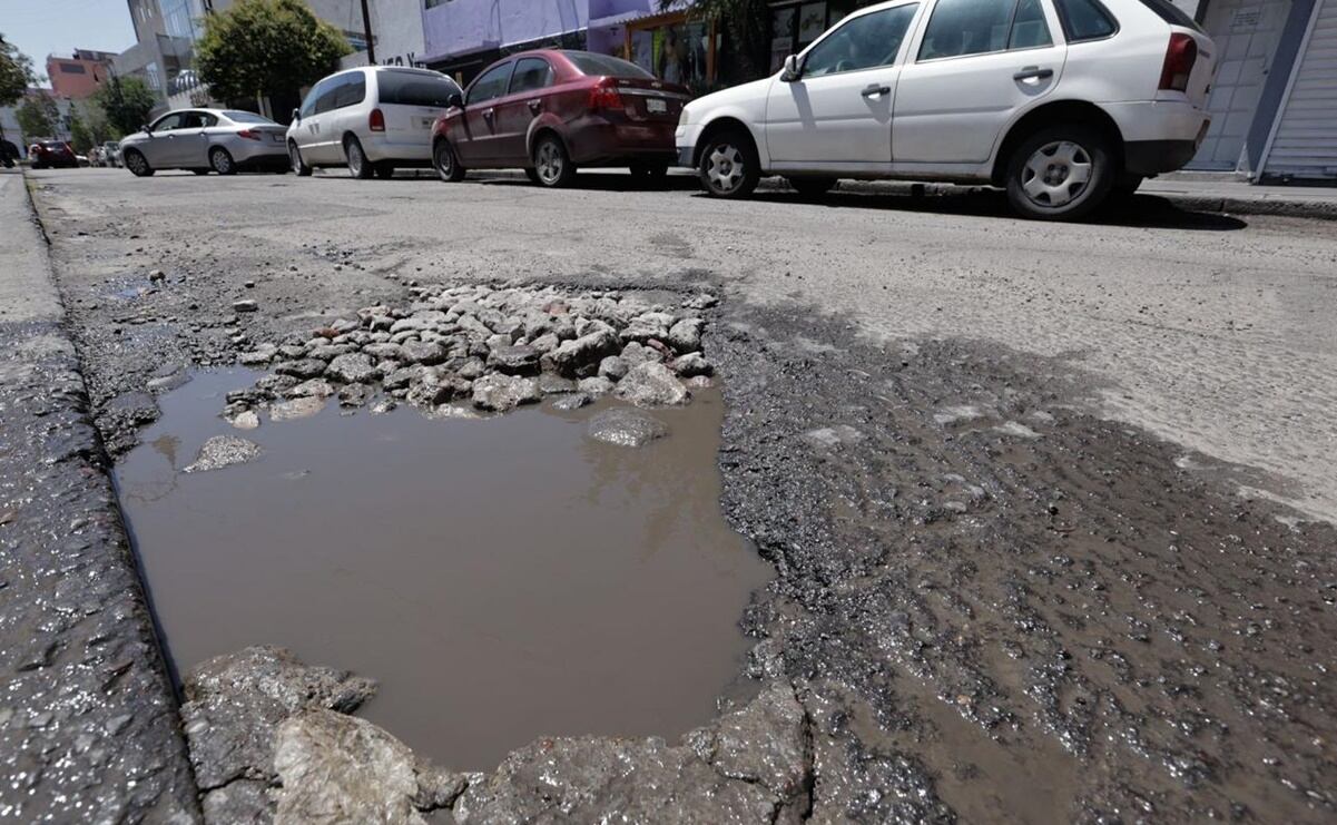 Baches, fallas en el suministro de agua y alumbrado público ...