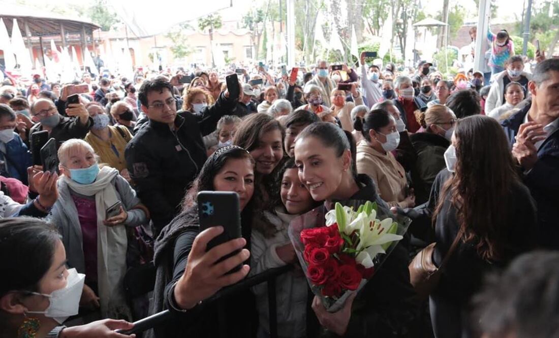 Con "¡amiga!" y"¡presidenta!" reciben a Shienbaum en Coyoacán