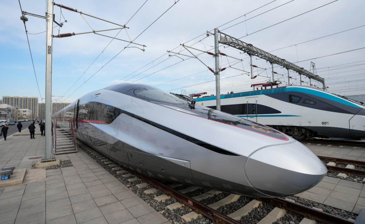 China presenta el prototipo CR450; podría ser el tren de alta velocidad ...