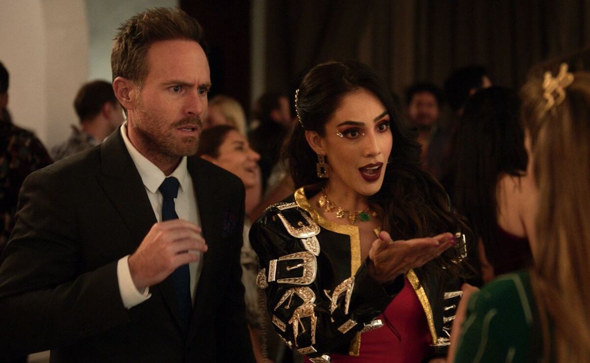 Dominika Paleta, Sandra Echeverría y Gaby Espino intentan "rescatar" de la oscuridad a Erik Hayser