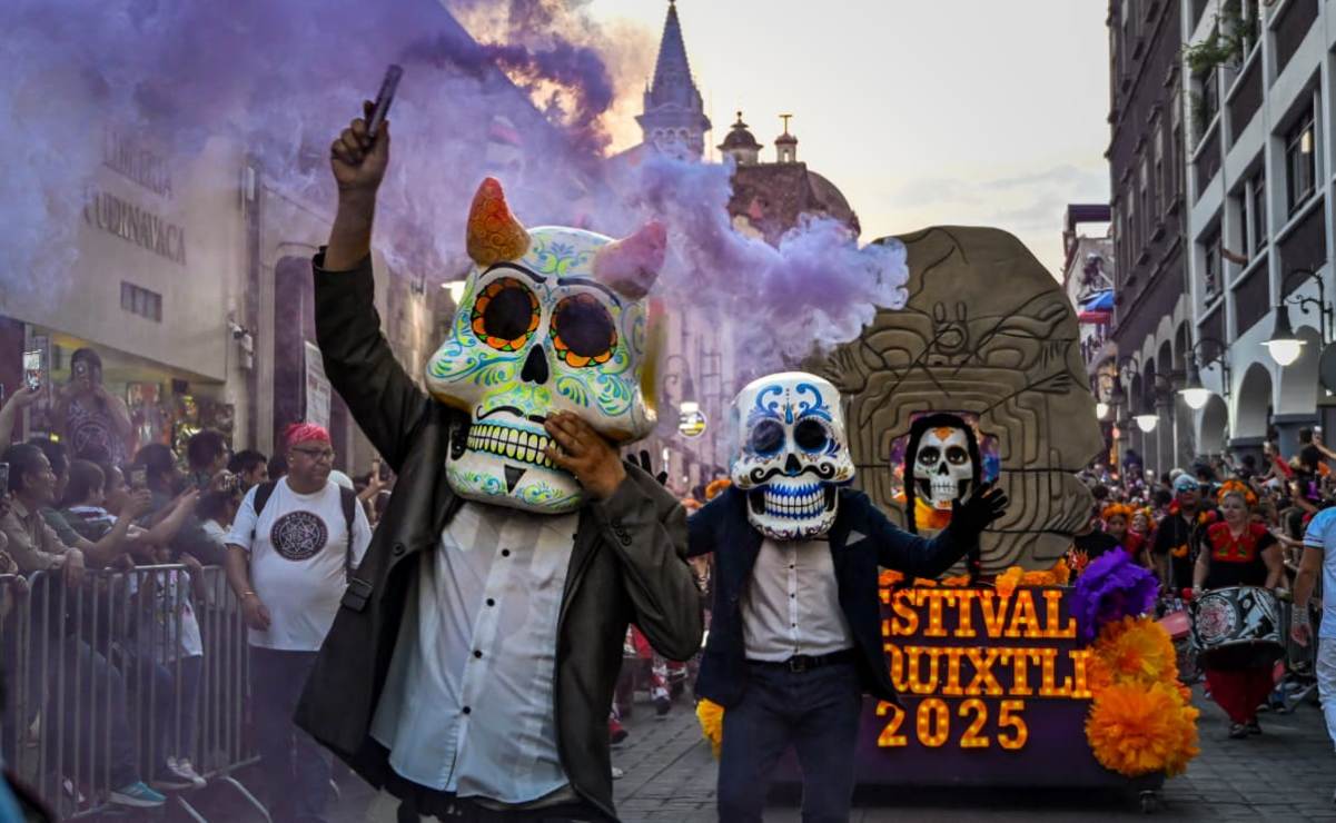 Día de Muertos: Cientos celebran el arranque de la edición 32 del ...