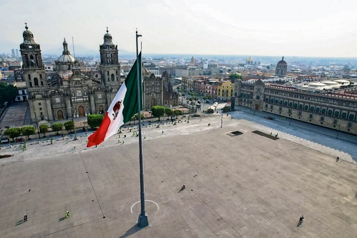 El Zócalo se covierte en el gran comal de la 4T | El Universal