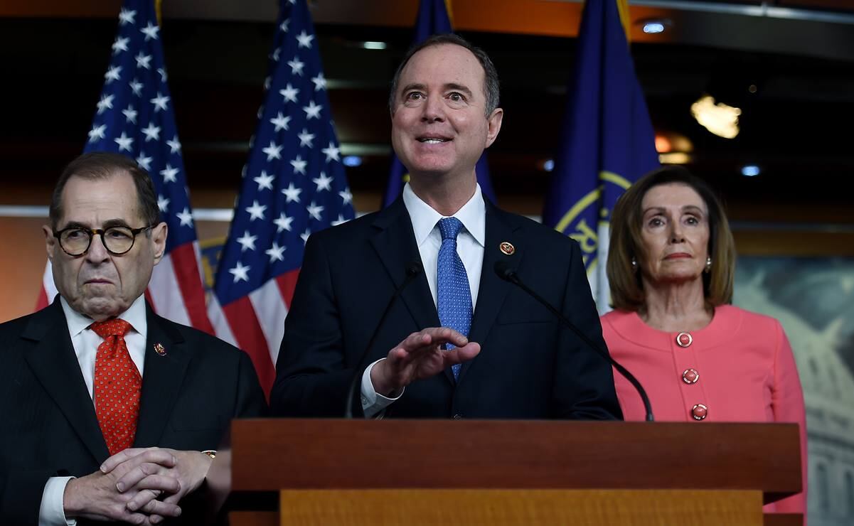 Adam Schiff se convierte en el congresista demócrata más prominente en pedir a Biden que se haga ...