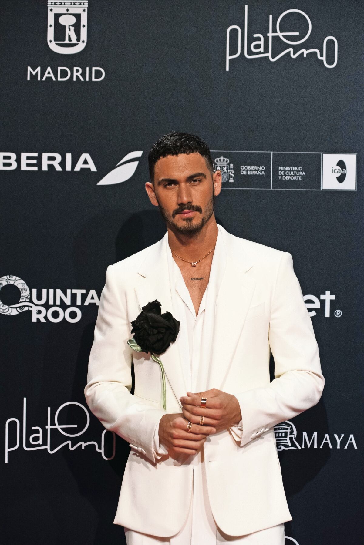 Alejandro Speitzer moverá el abanico a ritmo de los 80 y 90