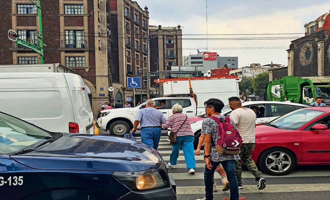 La dificultad de atravesar una calle