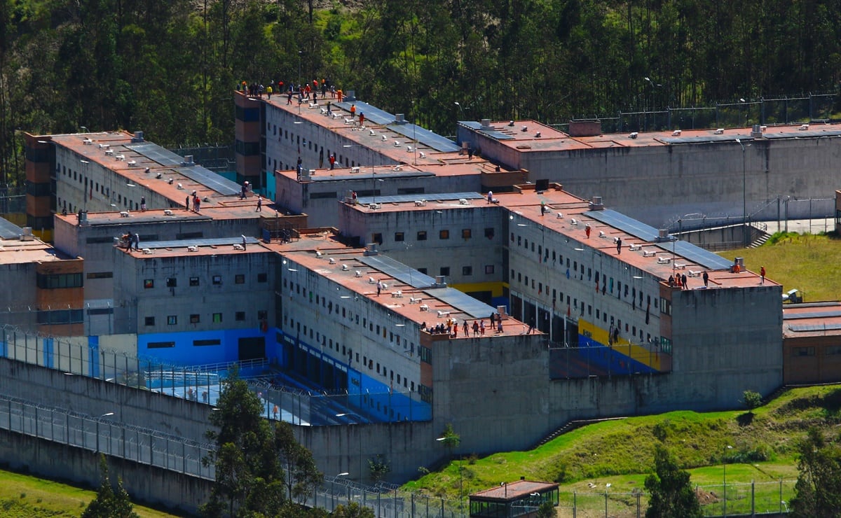 Gobierno de Ecuador renueva un mes más el estado de excepción en ...