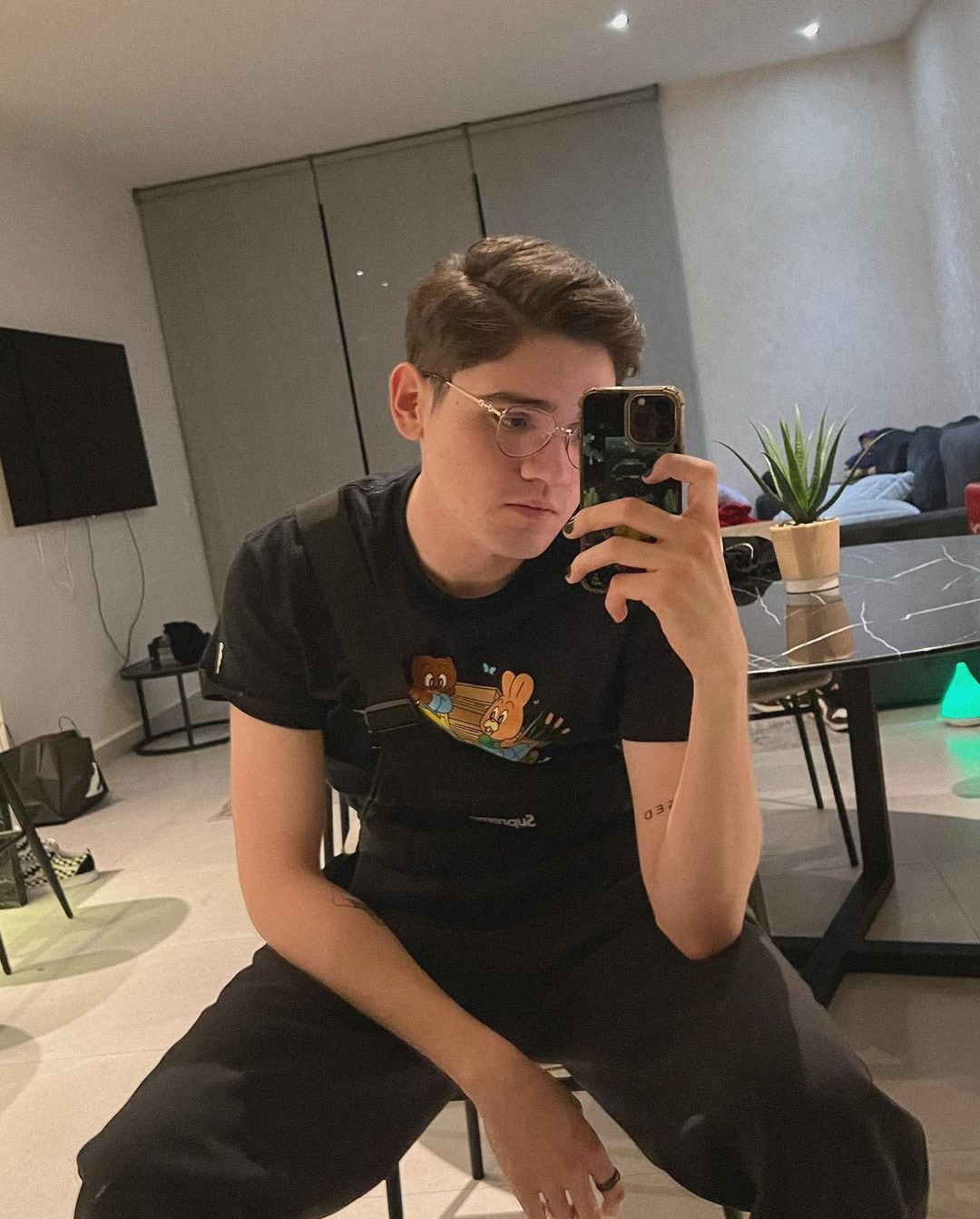 Conoce como se ganaba la vida “El Mariana” antes de triunfar como streamer