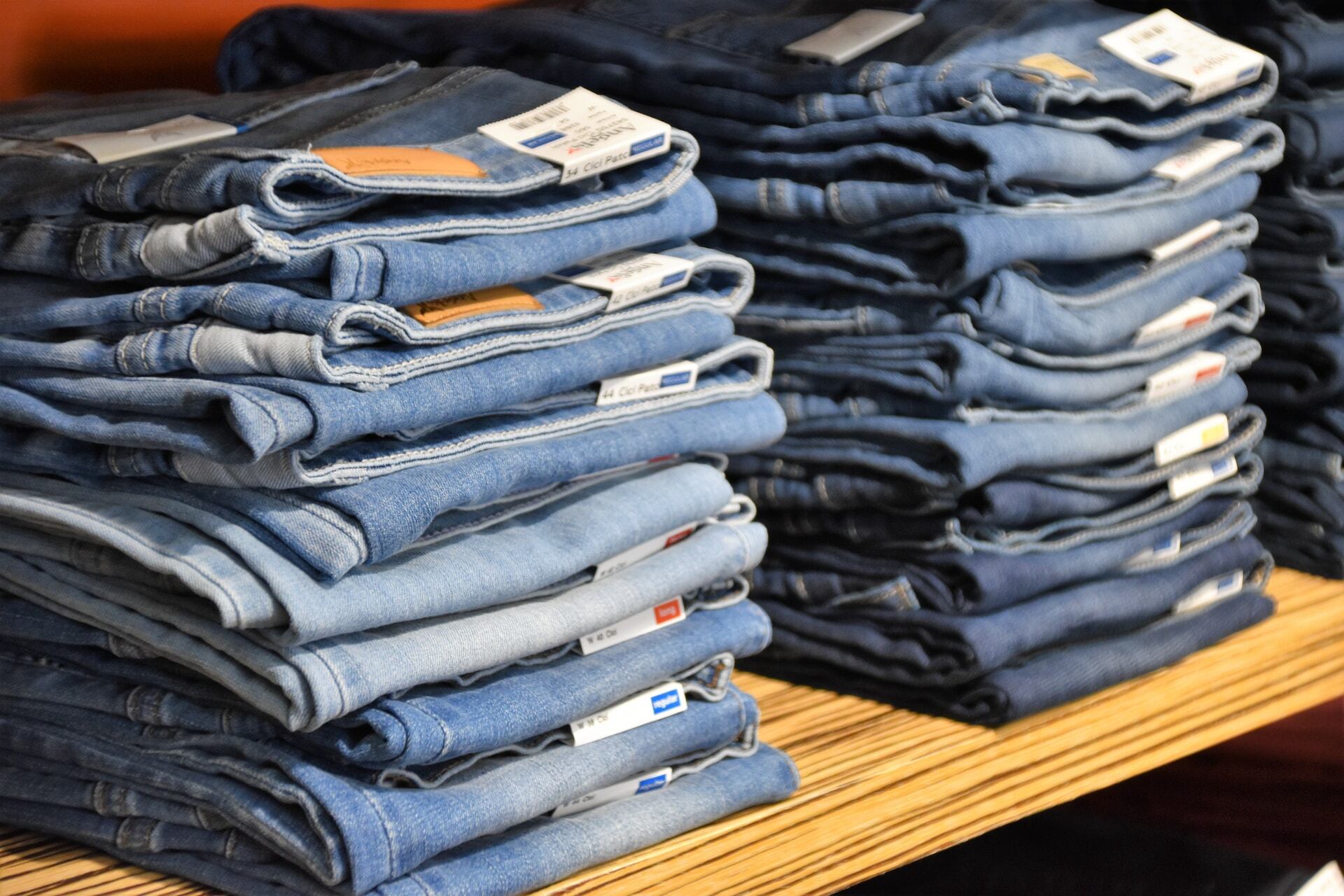 Un clásico, así puedes comprar los primeros modelos de jeans
