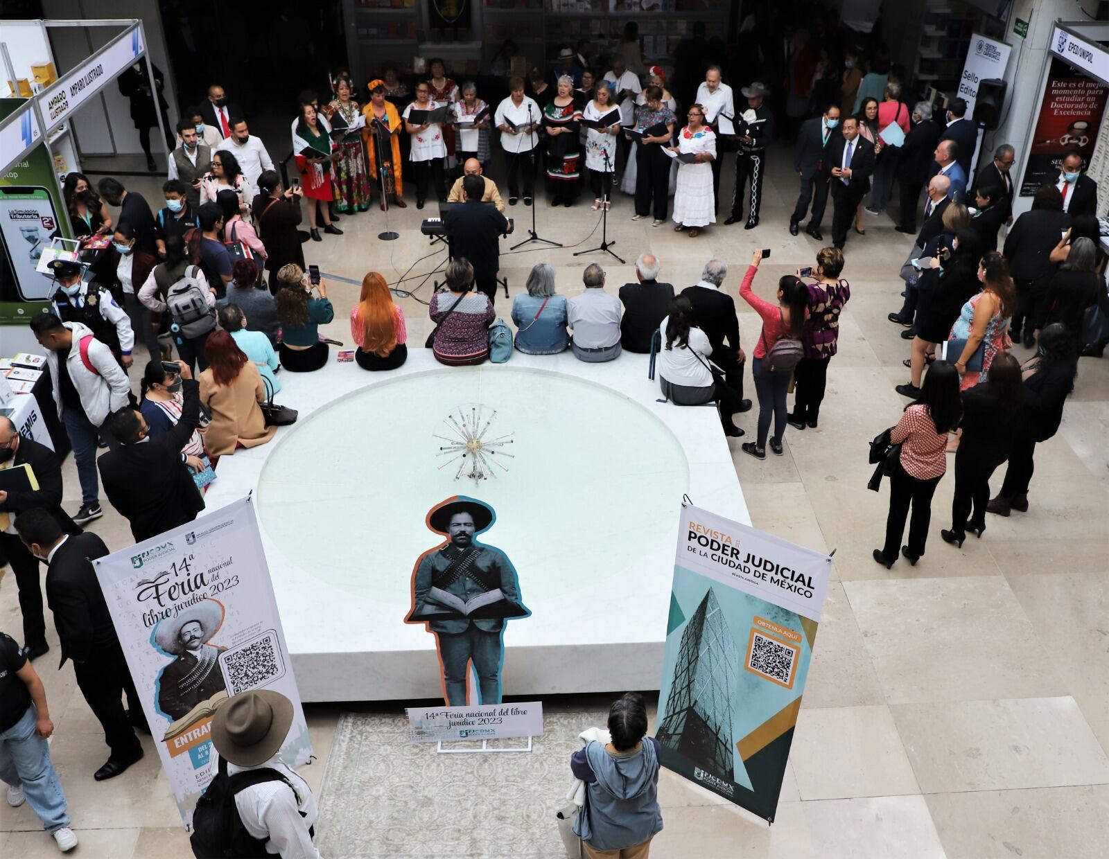 Un éxito La 14o Feria Nacional Del Libro Jurídico En La Cdmx Aún