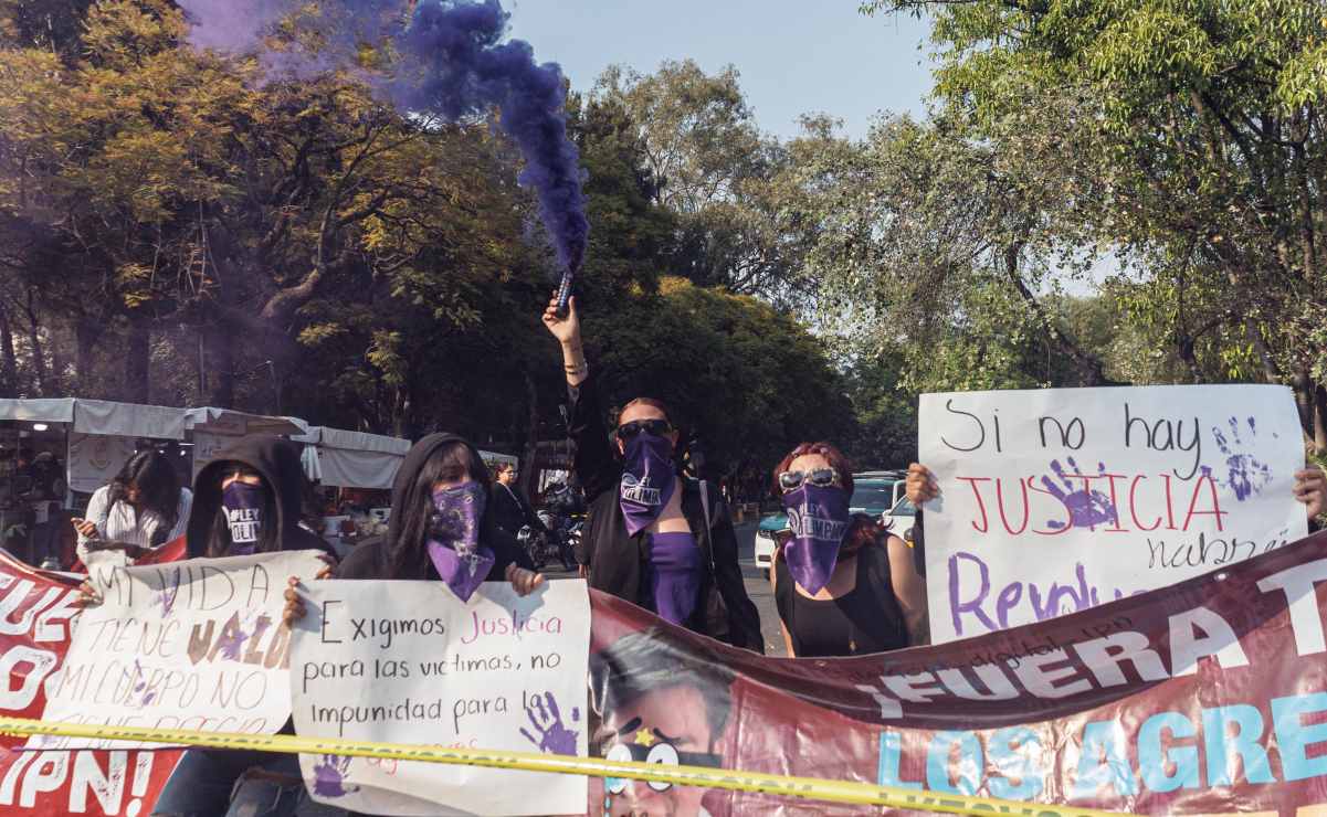VIDEO: Estudiantes protestan en el IPN; piden no admitir en ninguna ...