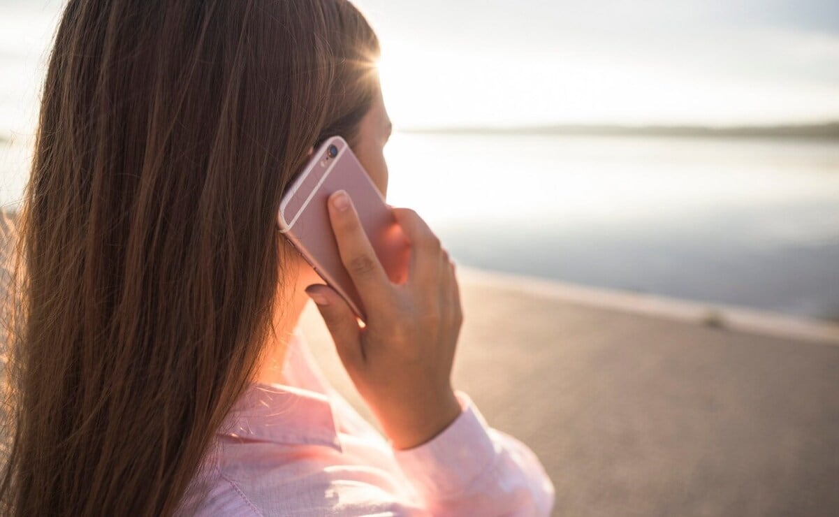 Cómo hacer una llamada de tu celular sin tener saldo | El Universal