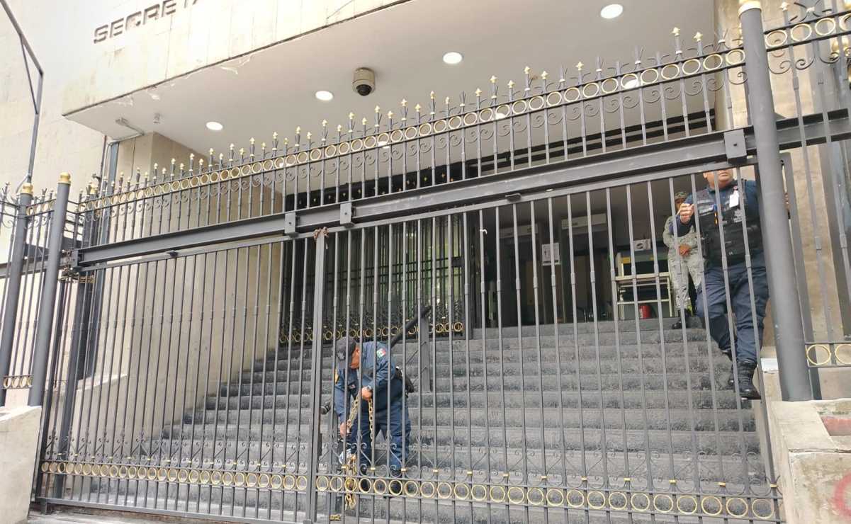 Concentración de docentes frente a Segob; SSC advierte posibles ...