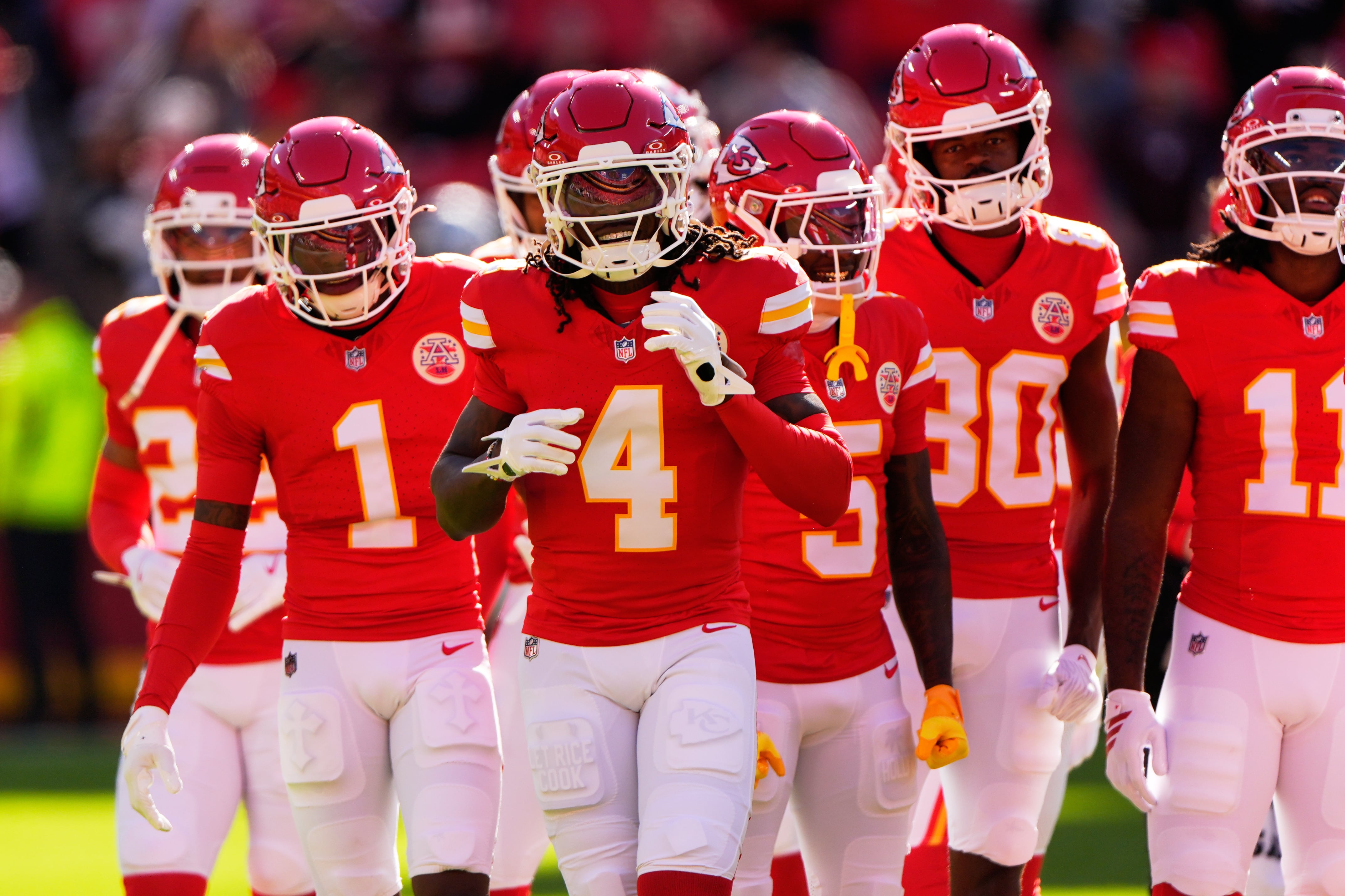 Chiefs de Kansas City aplastan a los Raiders en Arrowhead; alcanzan ...