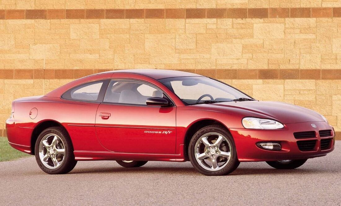 Por qué amamos al Dodge Stratus