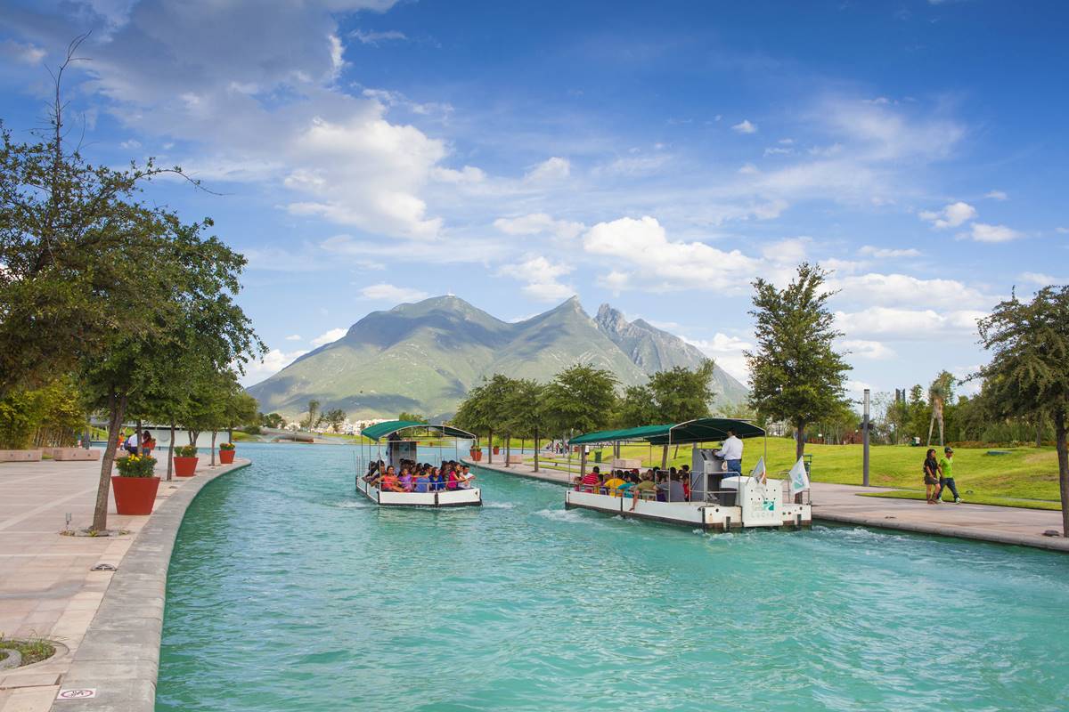 5 cosas que hacer en el Paseo Santa Lucía de Monterrey