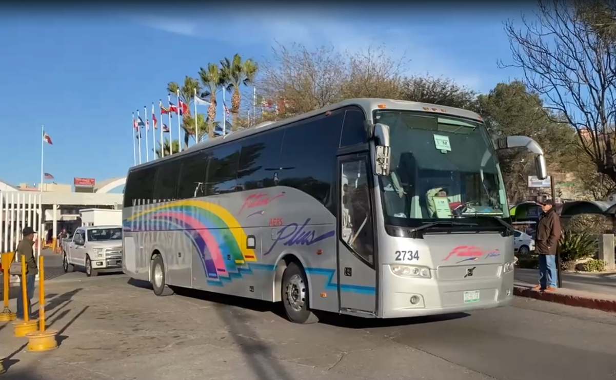 Primer día de gobierno de Trump; autobús con personas deportadas de EU ...