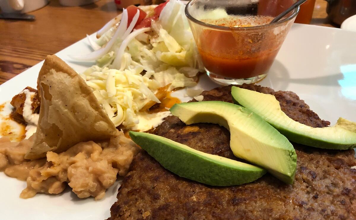 Disfruta de pacholas, birria y mole de arroz en Lagos de Moreno