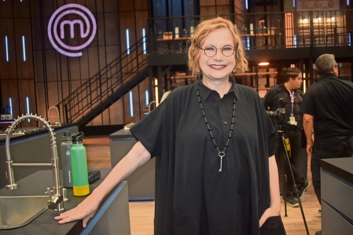Mónica Dionne reta a la suerte en la cocina