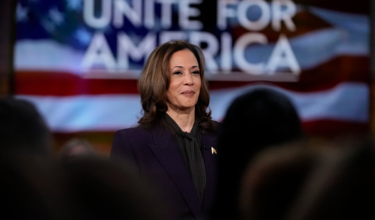 Harris supera a Trump en intención de voto latino, pero la ventaja ...