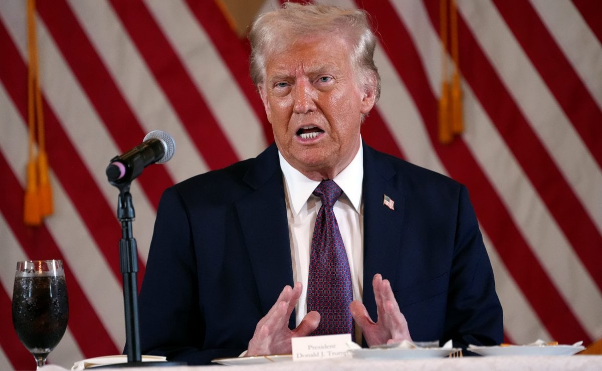 Donald Trump lanza su criptomoneda; presenta la “moneda meme”