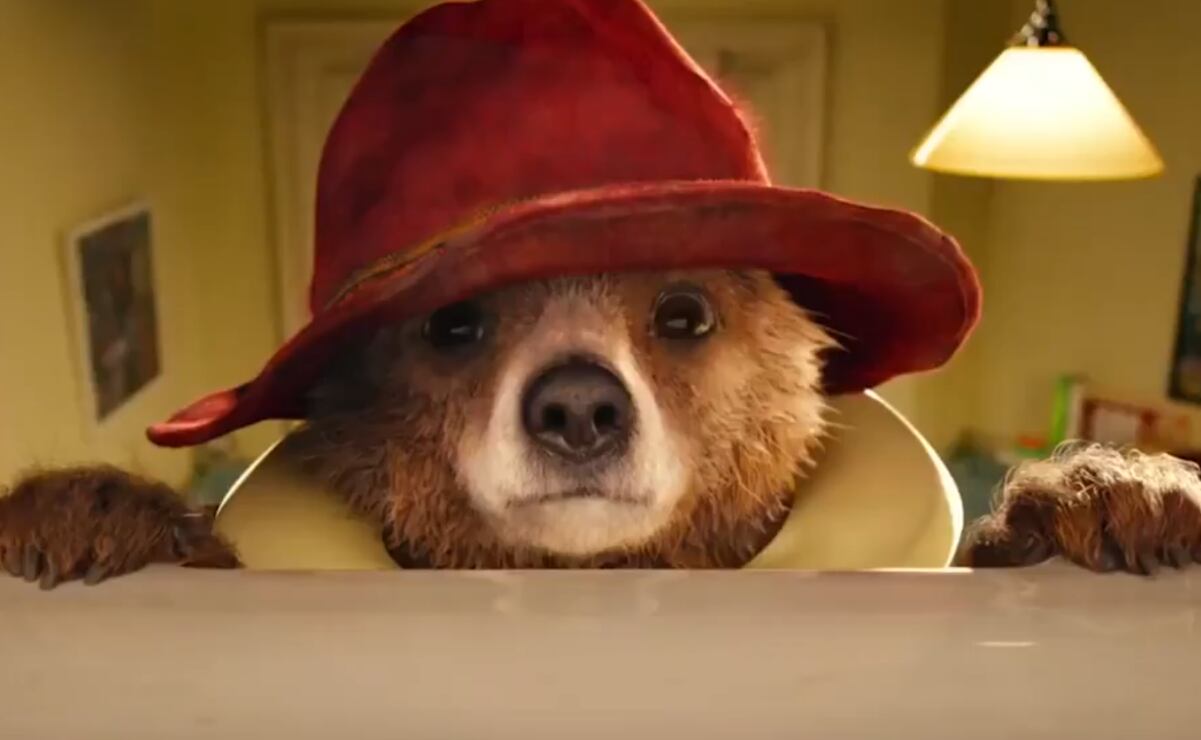 Osito Paddington recibe su pasaporte oficial; Reino Unido se lo entrega ...