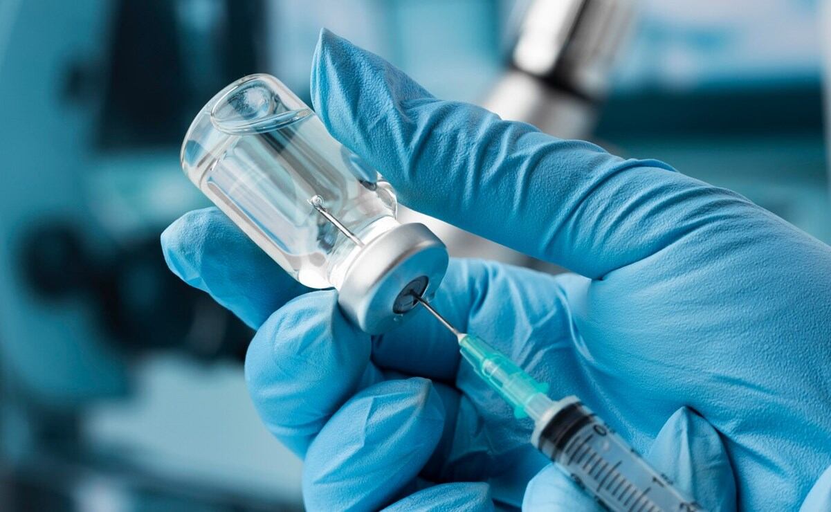 Moderna vs Pfizer: Estas son las características de las vacunas contra ...