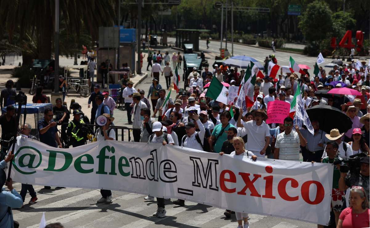 Trabajadores del Poder Judicial se dirigen a la SCJN en protesta por ...