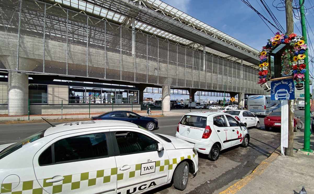 Sin control y tolerados, taxis colectivos en el valle de Toluca | El ...